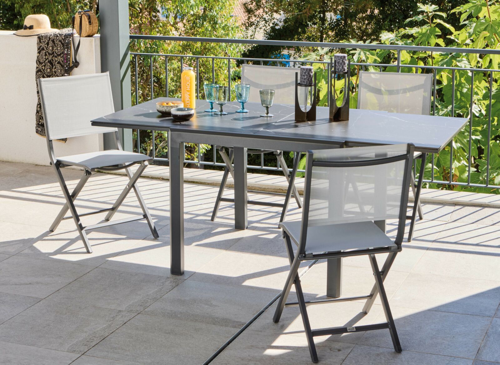Table Olivia 90/180 cm, plateau céramique - Table de jardin extensible ...